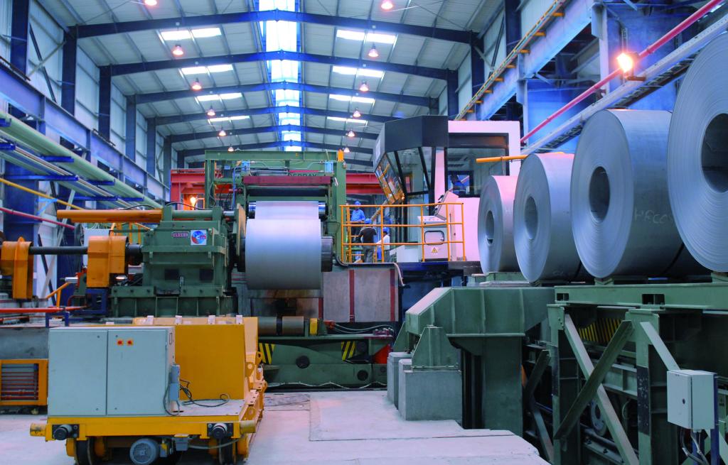 Traitement des aciers et métaux non-ferreux : Industry - John Cockerill