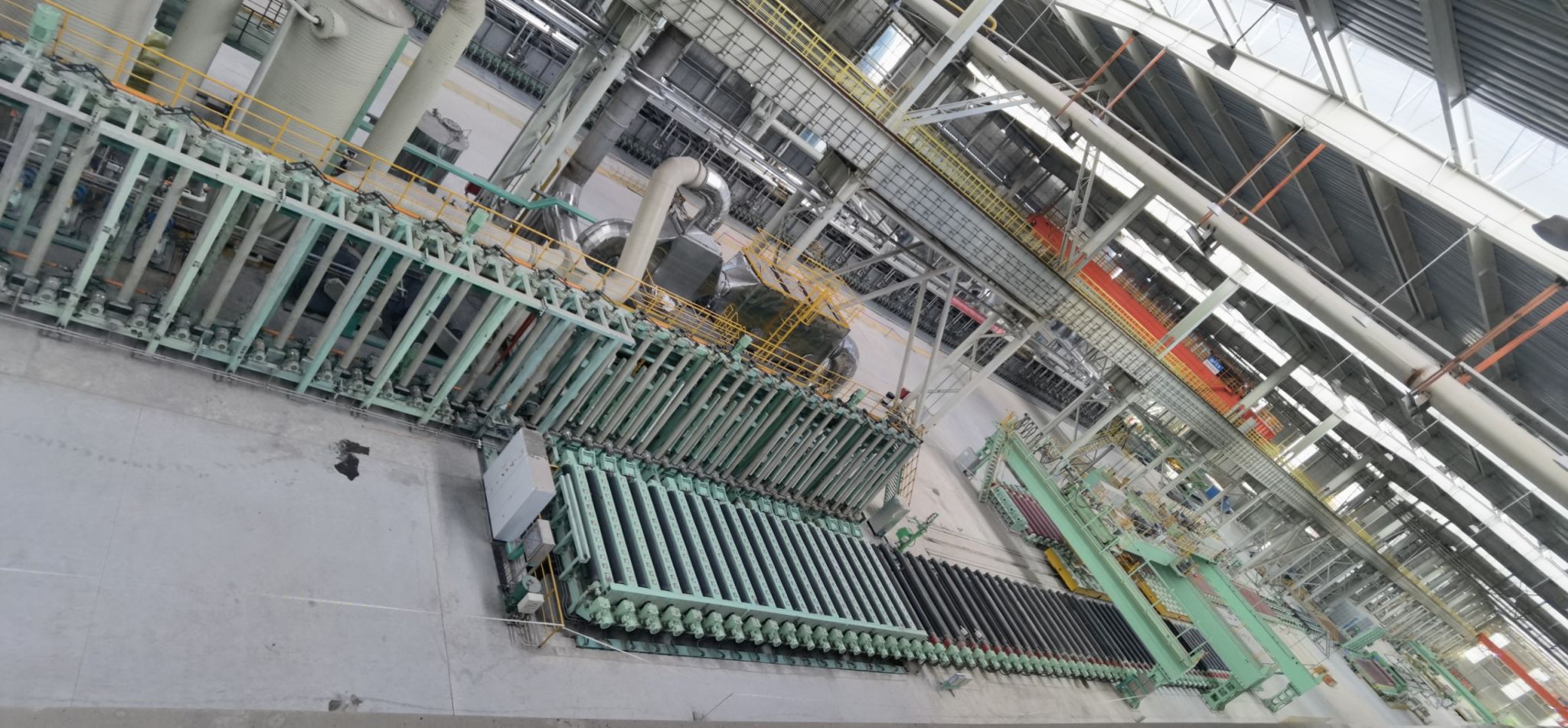 A new plate pickling line supplied and commissioned by John Cockerill