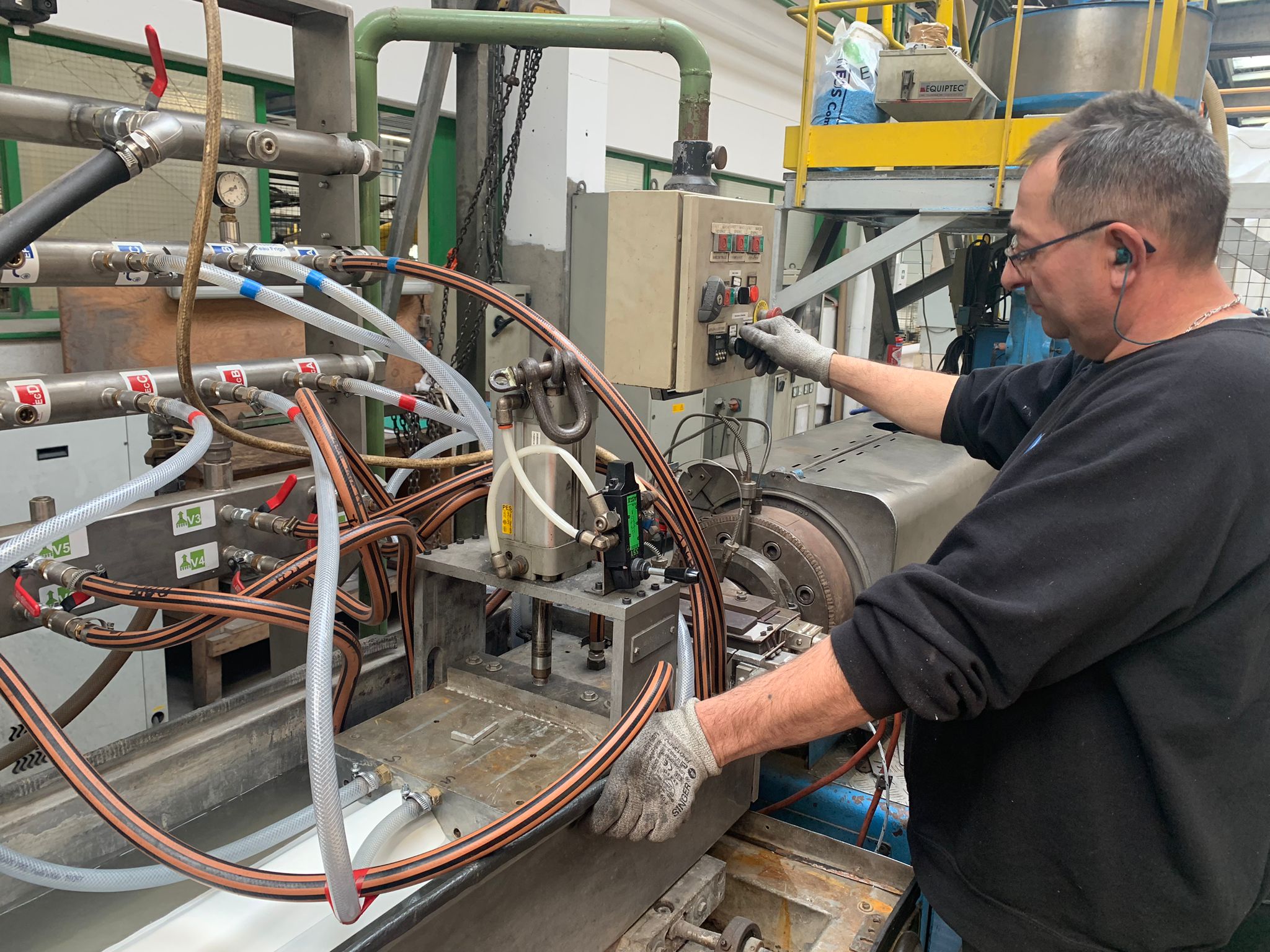 John Cockerill manufactures fill packs for the Hamon cooling towers