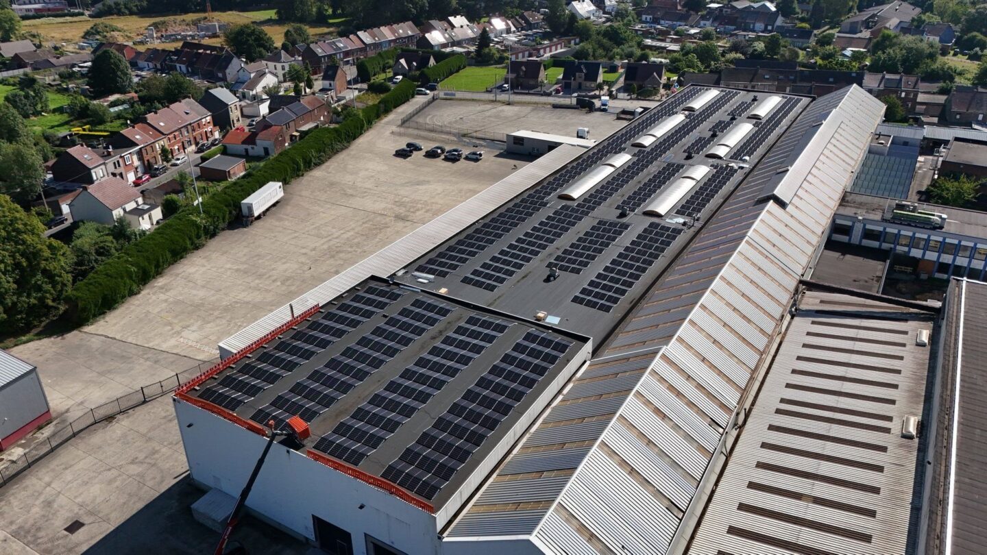 John Cockerill installs an integrated renewable energy system on a Lock ...
