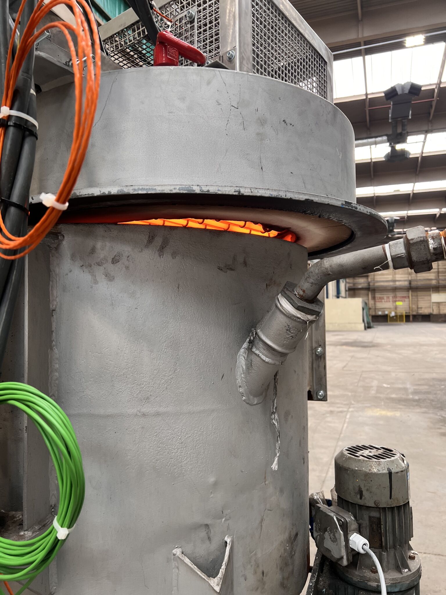 A mobile Multiple Hearth Furnace batch to perform tests at our client's ...